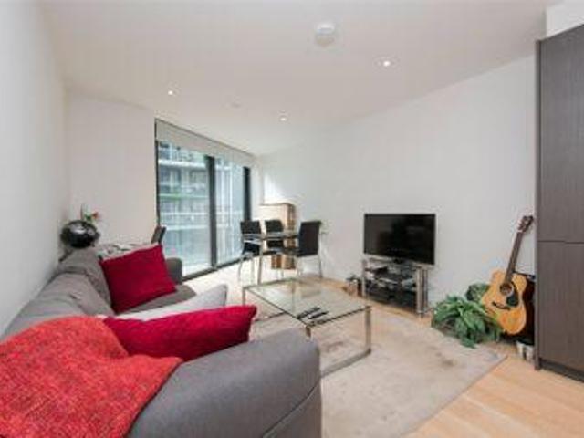 1 Bedrooms Flat for rent in Three Riverlight Quay, Nine Elms, Vauxhall, London SW11