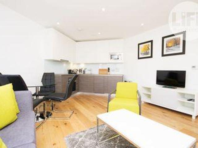 1 Bedrooms Flat for rent in Tryon Apartments, Balfour Road, Hounslow, Middlesex TW3