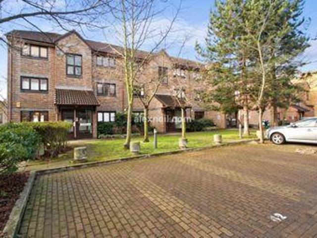 1 Bedrooms Flat for rent in Transom Square, London E14
