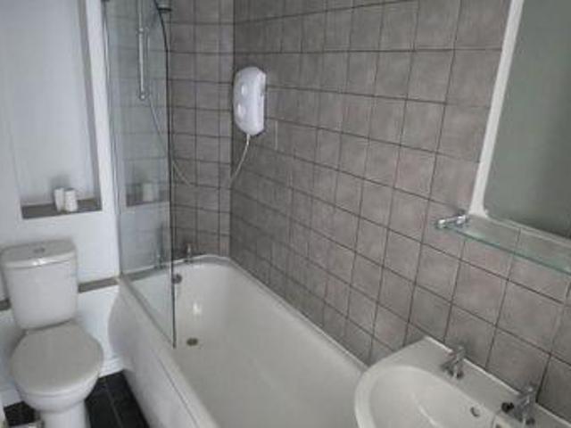1 Bedrooms Flat for rent in Trier Way, Gloucester GL1
