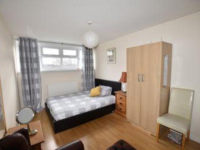 1 Bedrooms Flat for rent in Trinity Way, Action W3