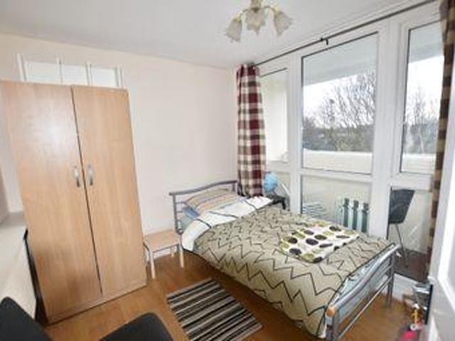 1 Bedrooms Flat for rent in Trinity Way, East Acton W3