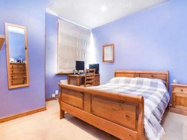 1 Bedrooms Flat for rent in Trinity Road, Tooting Bec SW17