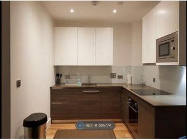 1 Bedrooms Flat for rent in Trinity Square, Hounslow TW3