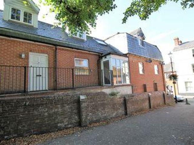 1 Bedrooms Flat for rent in Turk Street, Alton GU34