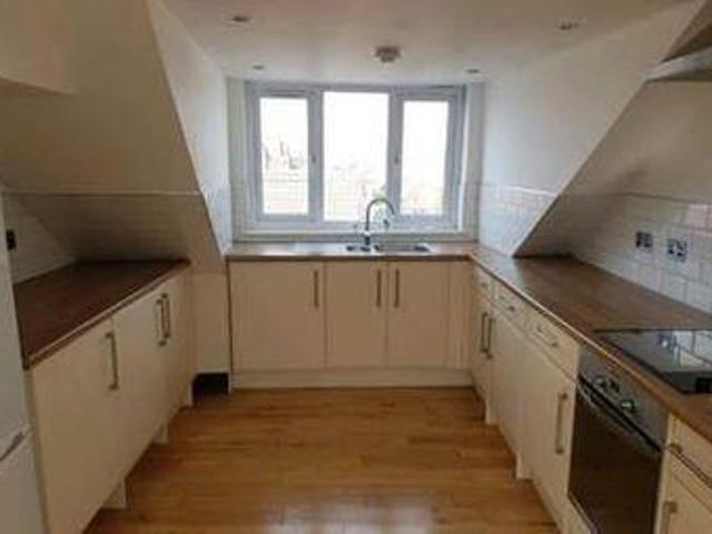 1 Bedrooms Flat for rent in Two Mile Hill Road, Kingswood, Bristol BS15