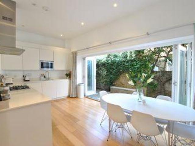 1 Bedrooms Flat for rent in Upper Richmond Road West, London SW14