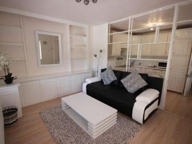 1 Bedrooms Flat for rent in Uxbridge Road, Ealing, London W3