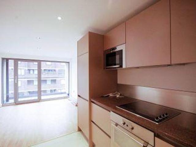 1 Bedrooms Flat for rent in Vauxhall Bridge Road, Westminster SW1V
