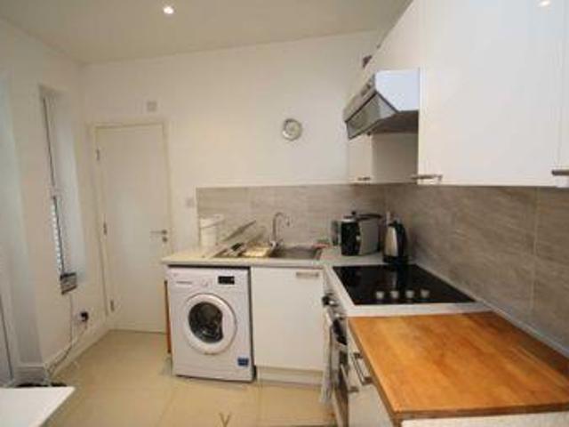 1 Bedrooms Flat for rent in Vale Road, Finsbury Park N4