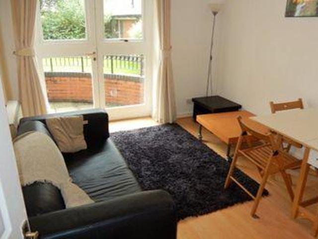 1 Bedrooms Flat for rent in Venice Court, Samuel Ogden St M1