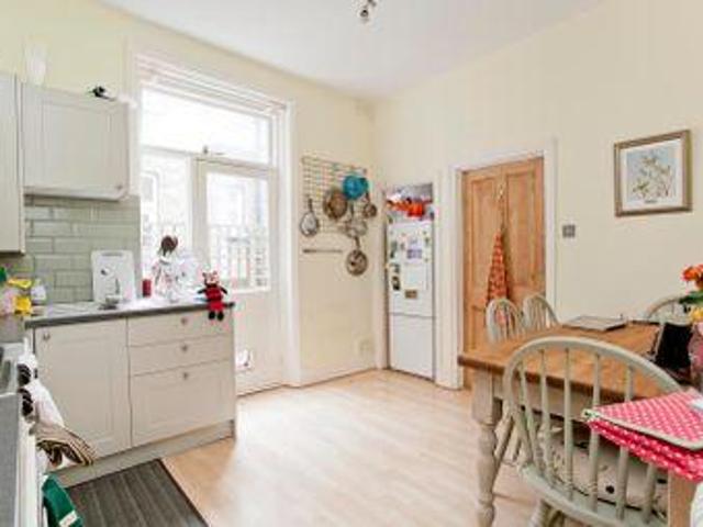 1 Bedrooms Flat for rent in Venn Street, Clapham Common, London SW4