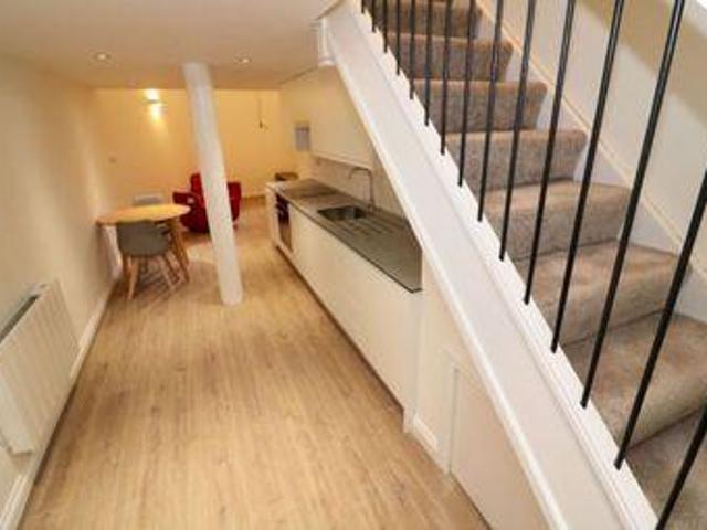 1 Bedrooms Flat for rent in Vicar Lane, Bradford BD1