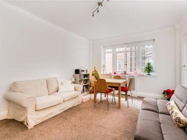 1 Bedrooms Flat for rent in Vicarage Court, Vicarage Gate, London W8