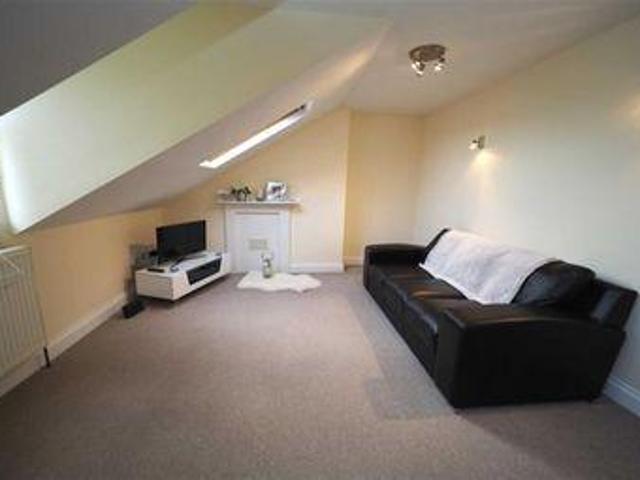 1 Bedrooms Flat for rent in Vicarage Park, Plumstead, London SE18