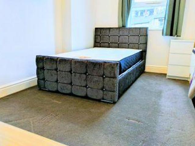 1 Bedrooms Flat for rent in Victoria Court, Victoria Mews, Morley LS27