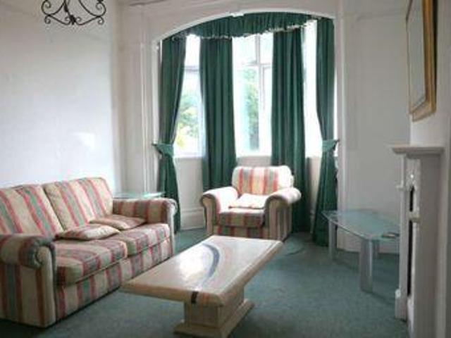 1 Bedrooms Flat for rent in Victoria Crescent, Eccles, Manchester M30