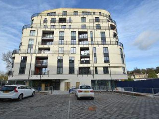 1 Bedrooms Flat for rent in Victoria Bridge Road, Bath BA2