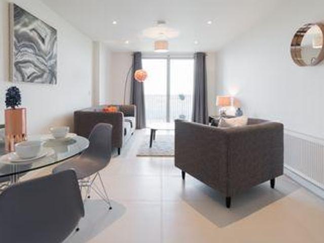 1 Bedrooms Flat for rent in Victoria Road, North Acton W3
