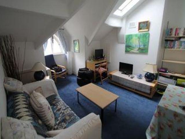 1 Bedrooms Flat for rent in Victoria Terrace, Leeds LS3