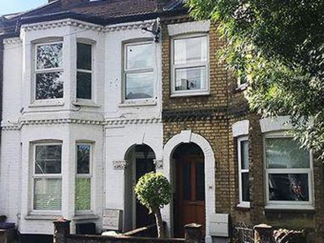 1 Bedrooms Flat for rent in Victory Road, London SW19