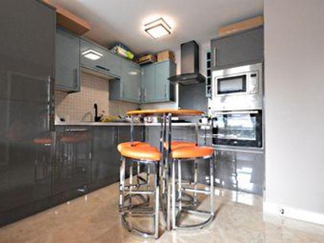 1 Bedrooms Flat for rent in Vista Building, 30 Calderwood Street, Woolwich, London SE18
