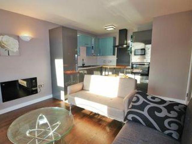 1 Bedrooms Flat for rent in Vista Building, 30 Calderwood Street, Woolwich, Royal Arsenal, Greenwich, London SE18