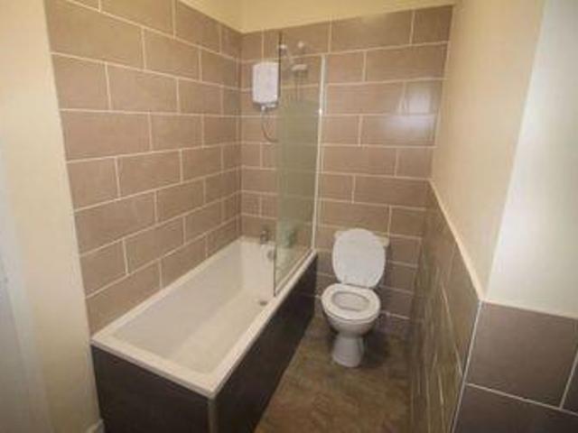 1 Bedrooms Flat for rent in York Street, Heywood, Greater Manchester OL10
