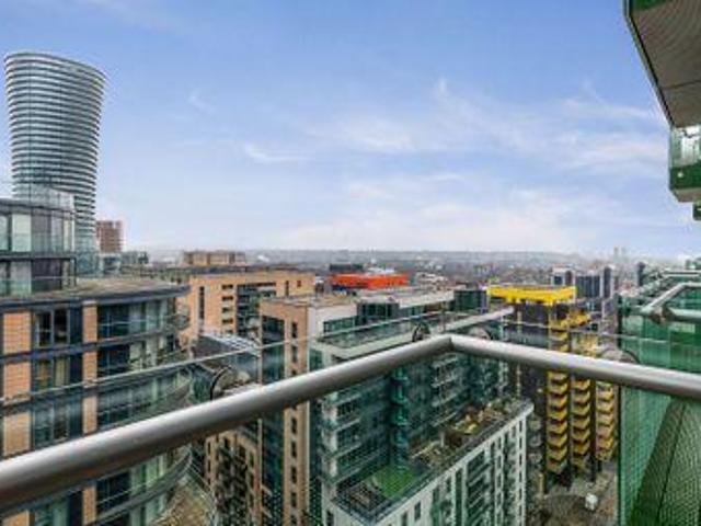 1 Bedrooms Flat for sale in 3 Lincoln Plaza, London E14