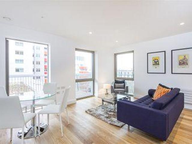 1 Bedrooms Flat for sale in 12 Rathbone Market, Barking Road, London E16