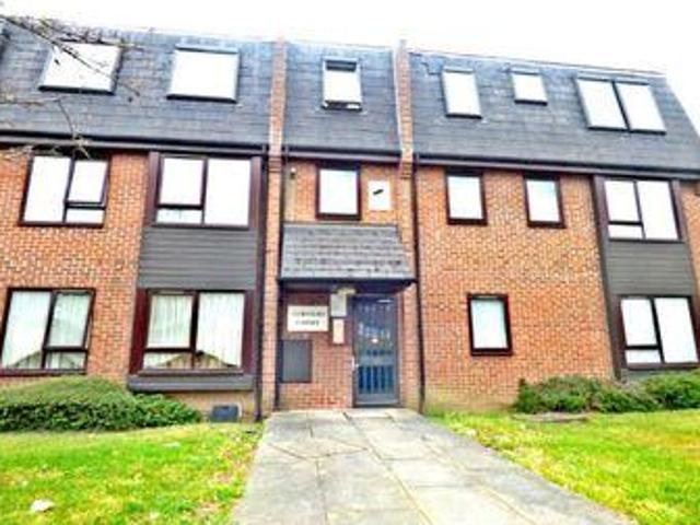 1 Bedrooms Flat for sale in 133 Mungo Park Road, Rainham, Havering RM13