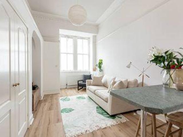 1 Bedrooms Flat for sale in 155 Gilmore Place, Bruntsfield EH3