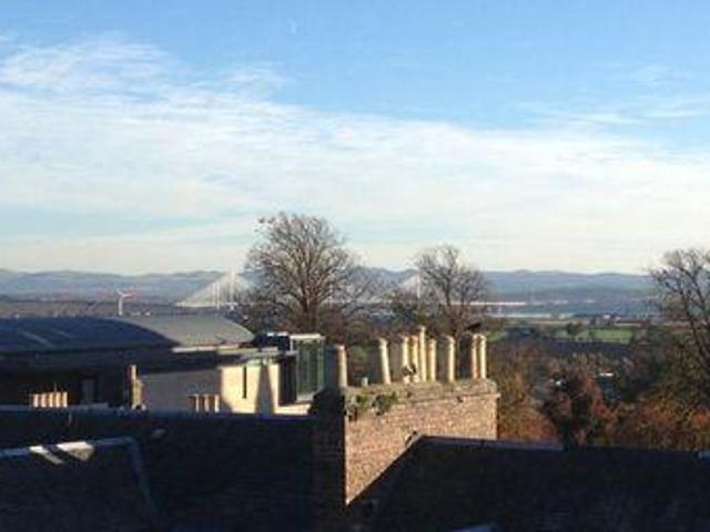 1 Bedrooms Flat for sale in 19A 19H High Street, Dunfermline KY12