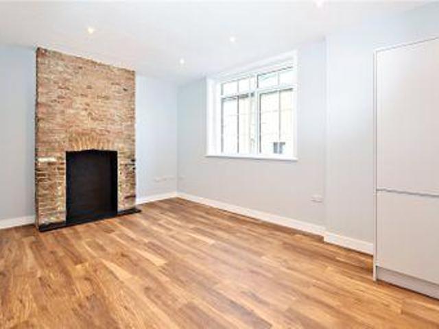1 Bedrooms Flat for sale in Coach And Horses Court, 35 North Cray Road, Bexley Village, Kent DA5