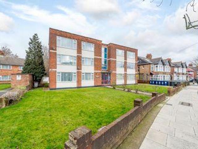 1 Bedrooms Flat for sale in Colindeep Lane, London NW9