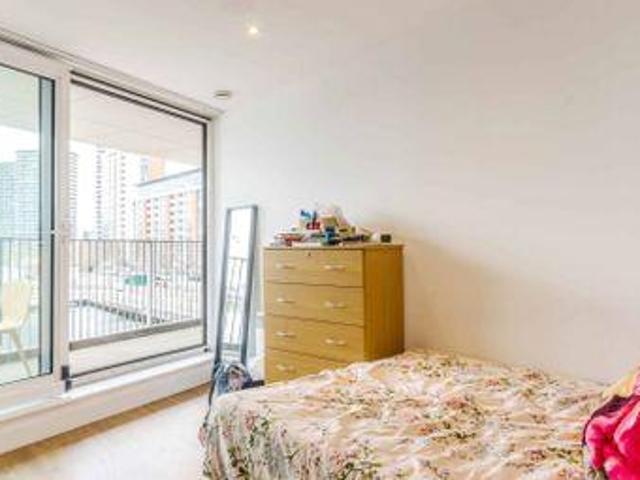 1 Bedrooms Flat for sale in Coral Apartments, Royal Docks E16