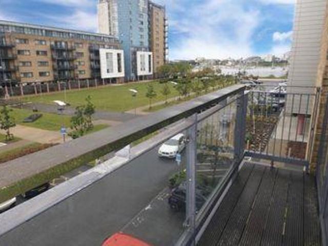 1 Bedrooms Flat for sale in Caldey Island House, Ferry Court, Cardiff, Caerdydd CF11