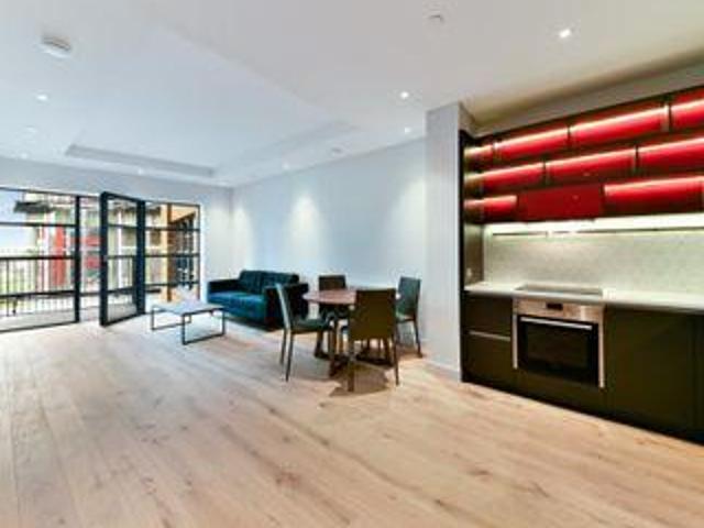 1 Bedrooms Flat for sale in Caledonia House, London City Island, London E14