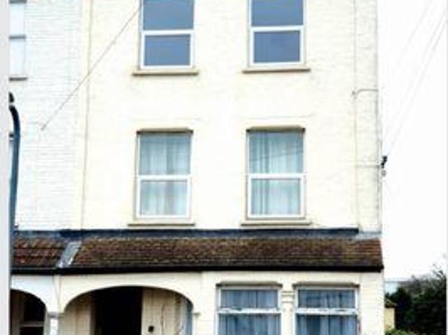 1 Bedrooms Flat for sale in Camper Road, Southend On Sea SS1