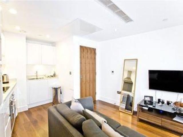 1 Bedrooms Flat for sale in Canary Wharf, London E14