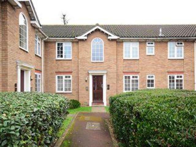 1 Bedrooms Flat for sale in Canon Court, Basildon, Essex SS13