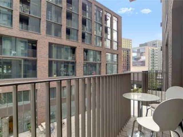 1 Bedrooms Flat for sale in Capital Building, 8 New Union Square, Nine Elms, London SW11