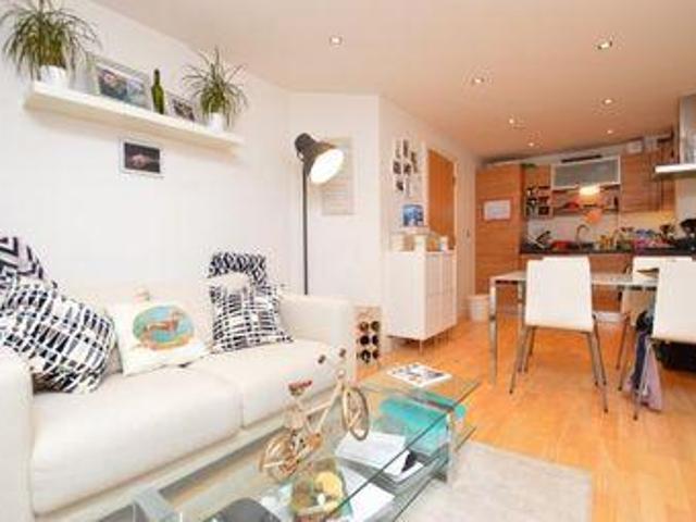 1 Bedrooms Flat for sale in Cartier House, The Boulevard, Leeds, West Yorkshire LS10