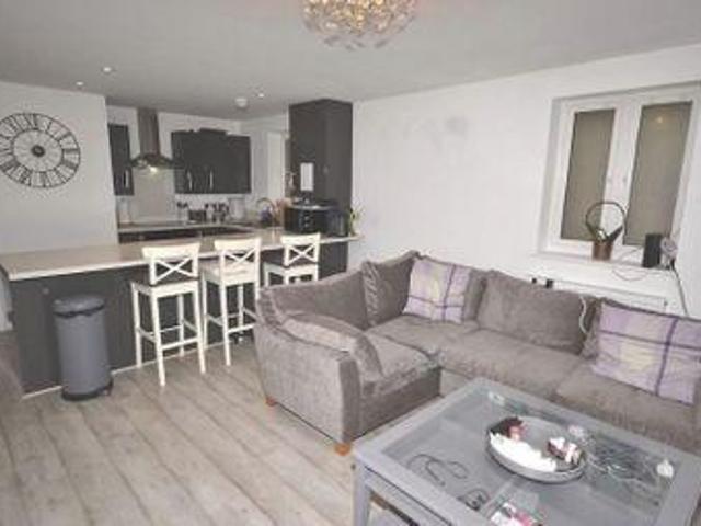 1 Bedrooms Flat for sale in Cary Rd, London, Greater London. E11
