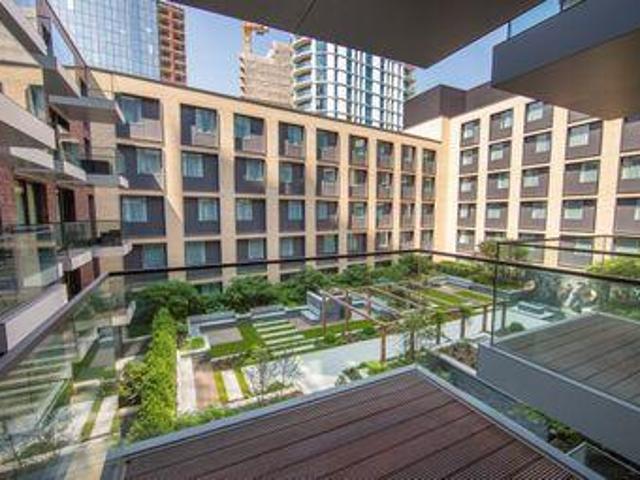 1 Bedrooms Flat for sale in Cashmere House, Goodmans Fields, Aldgate E1