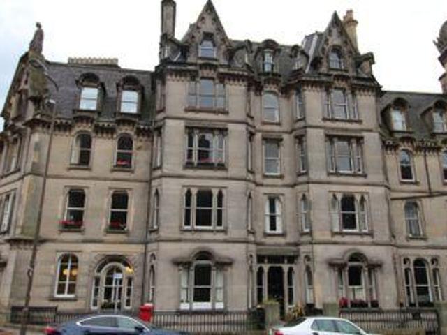 1 Bedrooms Flat for sale in Castle Terrace, Edinburgh EH1