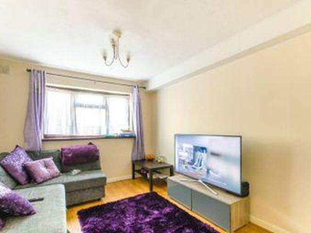 1 Bedrooms Flat for sale in Castleton Road, Goodmayes IG3