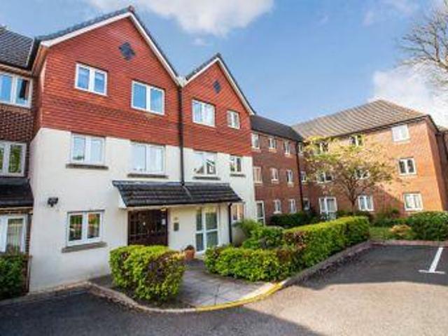 1 Bedrooms Flat for sale in Cedar Court, Cardiff CF14