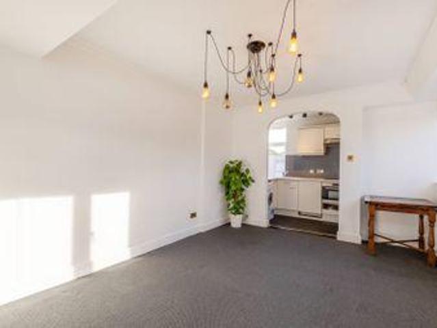 1 Bedrooms Flat for sale in Cedars Road, Clapham SW4
