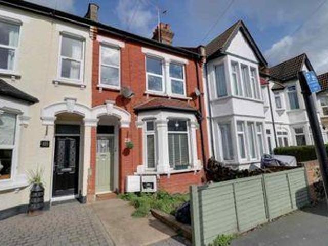 1 Bedrooms Flat for sale in Central Avenue, Southend On Sea SS2